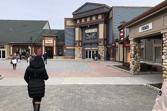 Woodbury Common Premium Outlet Shopping Private Day Trip by SUV from NYC - Who is this Experience Perfect For?