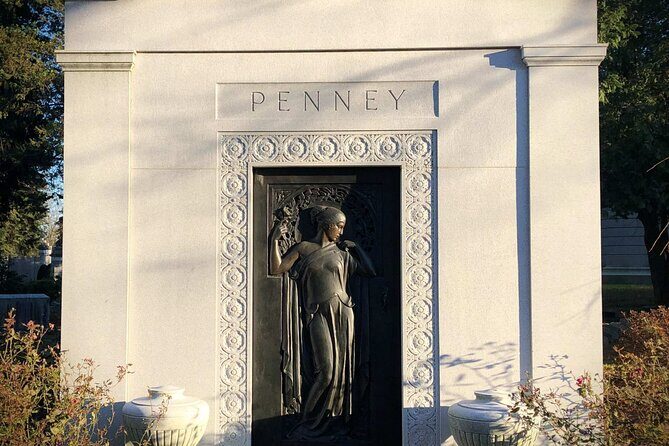 Woodlawn Cemetery: A Self-Guided Audio Tour of Gilded Age Art and Architecture - Introduction: An Off-the-Beaten-Path NYC Experience