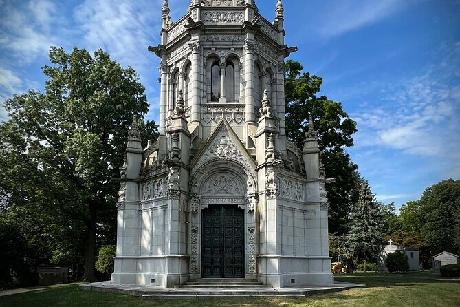 Woodlawn Cemetery: A Self-Guided Audio Tour of Gilded Age Art and Architecture - Who Will Love This Experience?