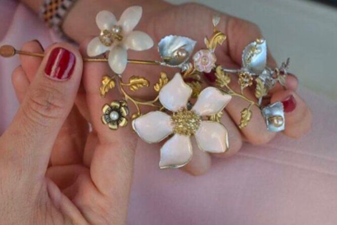 Workshop Beachy bridal hair piece or upcycled mermaid treasures - Frequently Asked Questions