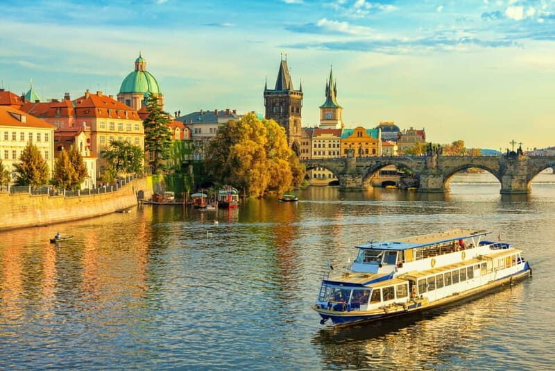 World War II History Tour of Prague's Old Town - Key Points