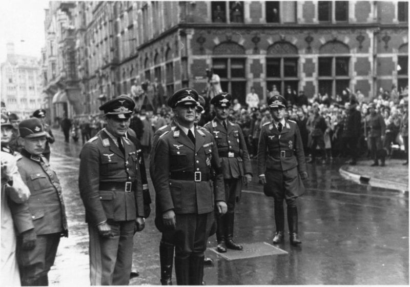 World War II in Amsterdam Private Guided Tour - Who Would Love This Tour?