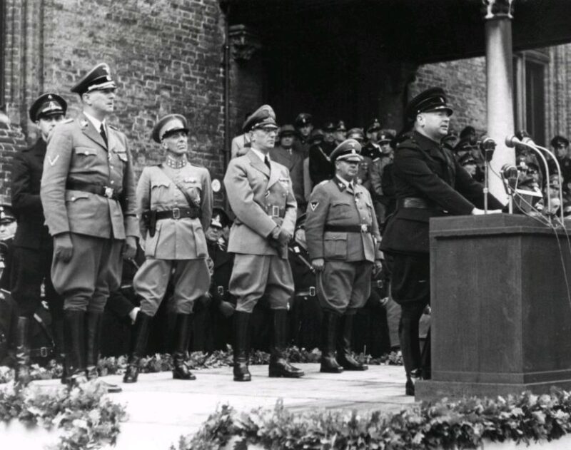 World War II in Amsterdam Private Guided Tour - FAQ