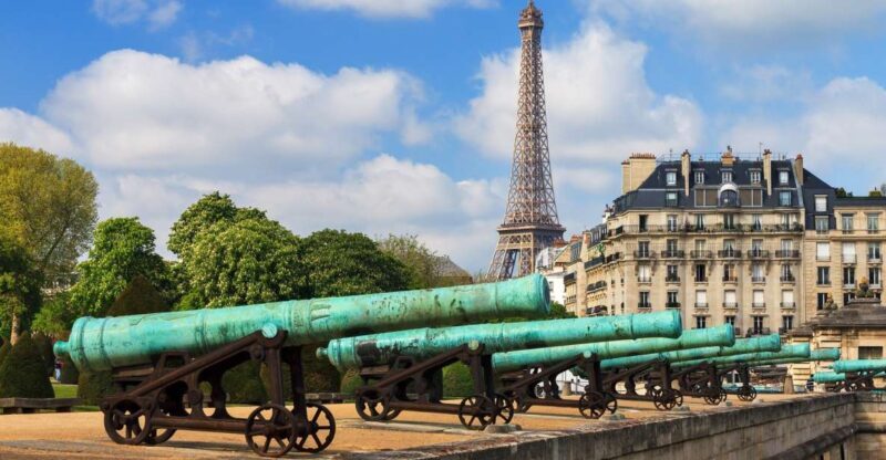 World War II in Paris Private Tour with Les Invalides Museum - An In-Depth Look at the Itinerary