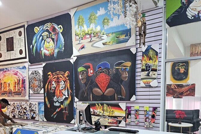 Worldmart Souvenirs Punta Cana (Round trip transportation) - The Realities of the Souvenir Shop