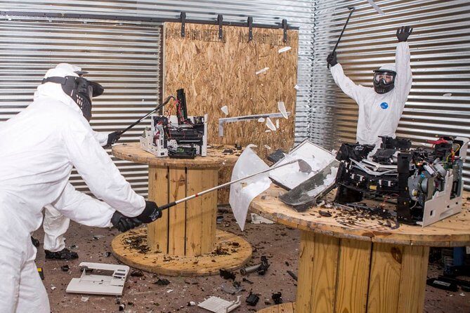 Wreck Room - A Destruction Experience, Standard Wrecking - What Sets Wreck Room Apart