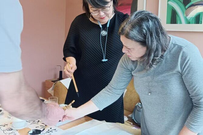 Write Your Name in Chinese Calligraphy and Enjoy a Tea Ceremony - A Closer Look at the Experience