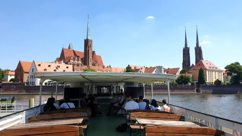 Wrocaw: Boat cruise with a licensed guide (1 hour) - Discovering Wrocław from the Water: Practical Details