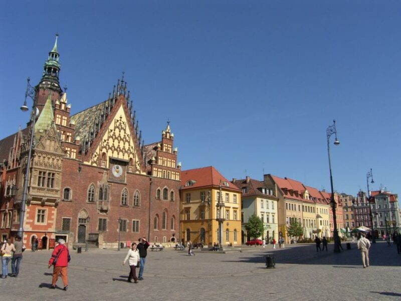 Wrocaw City Tour with Gondola or Boat Ride - FAQs
