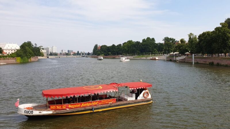 Wrocaw: Gondola cruise with a guide (1 hour) - The Experience from the Traveler’s Perspective
