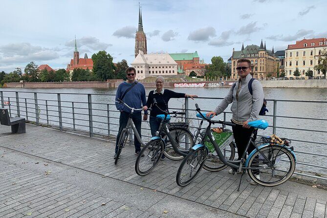 Wroclaw: 3-Hour Bike Tour in English - Why Choose a Bike Tour Over Other Options?
