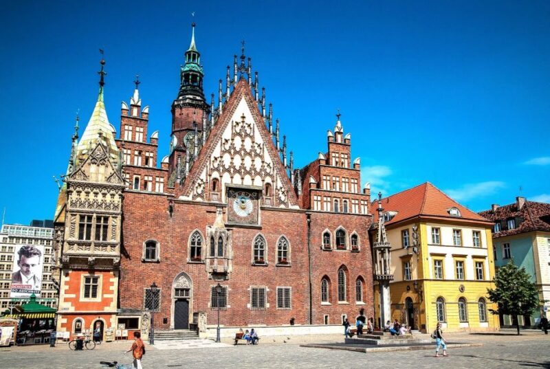 Wroclaw: City of 100 Bridges 4-Hour Private City Tour - Architectural Marvels and Historic Sites
