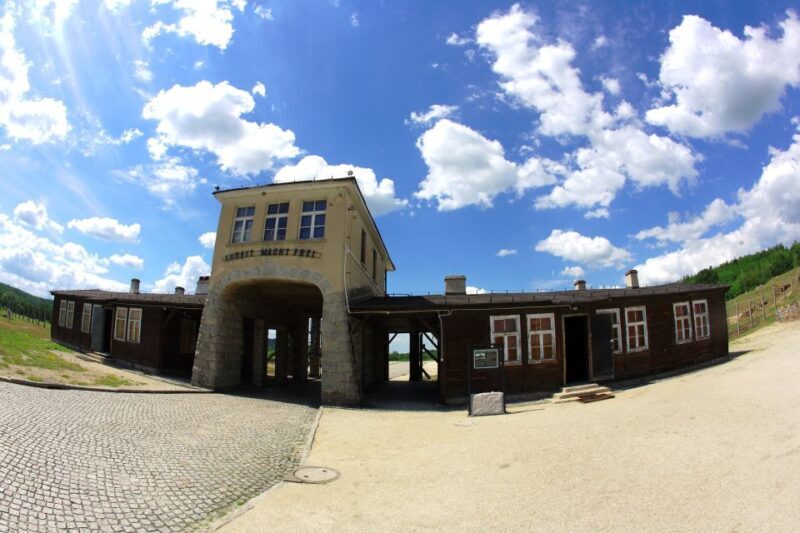 Wroclaw: Day of WW2: Riese, Gross-Rosen, Ksiaz Castle - Who Should Consider This Tour?