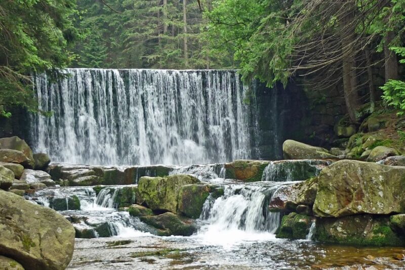 Wroclaw Day Tour to Giant Mountains, Karpacz, Palaces Valley - Introduction