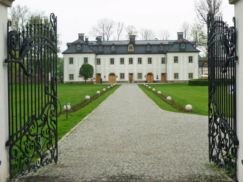 Wroclaw Day Tour to Giant Mountains, Karpacz, Palaces Valley - Deep Dive: What Makes This Tour Stand Out?
