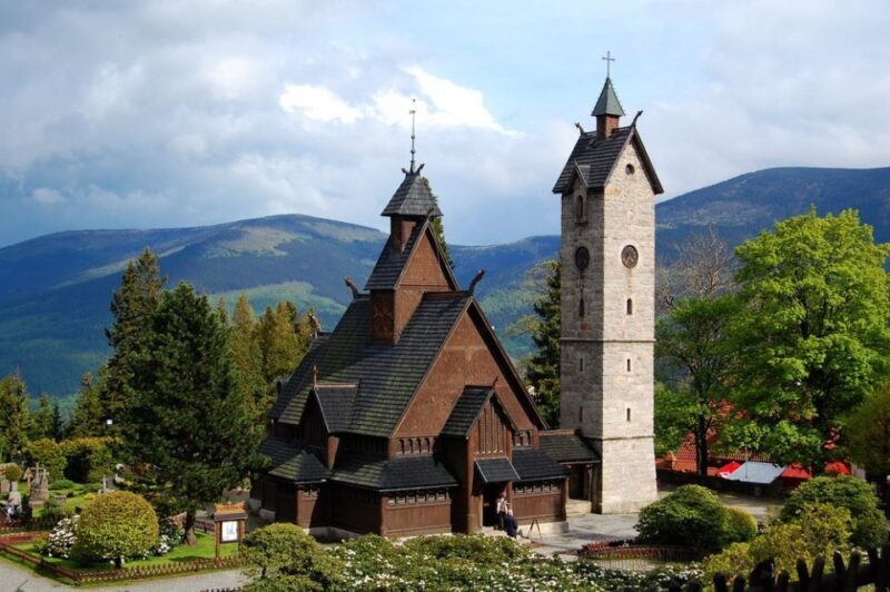 Wroclaw: Giant Mountains & Valley of Palaces Day Tour - FAQ