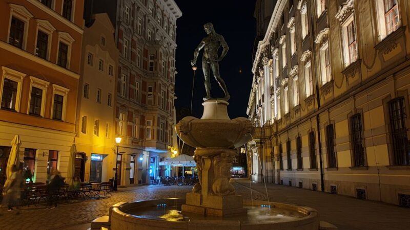 Wroclaw: Guided City Night Tour (2 hours) - The Sum Up