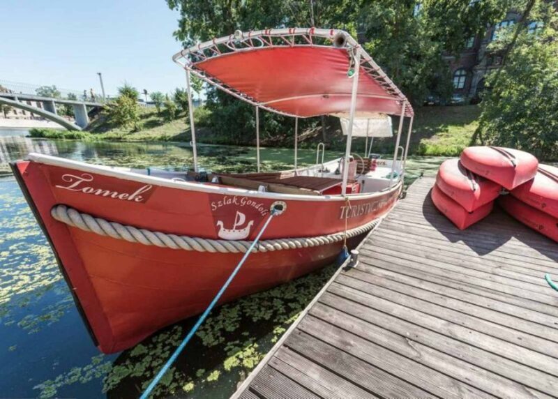 Wroclaw: Old City Walk and Cruise with Small Gondola - Detailed Breakdown of the Itinerary