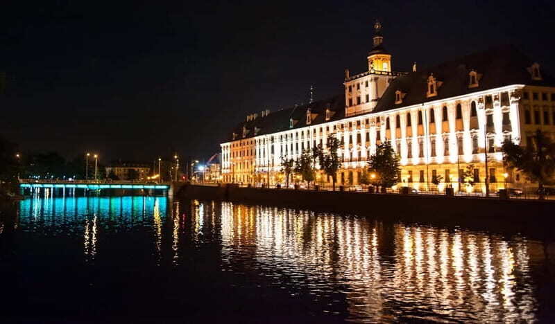 Wroclaw: Old Town Nighttime Cruise Ticket - Key Points