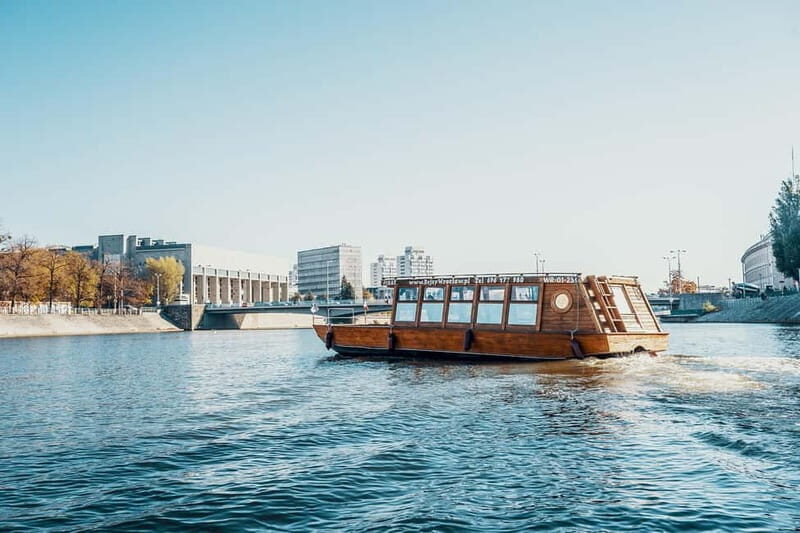 Wroclaw: Old Town Sunset Boat Cruise - Key Points