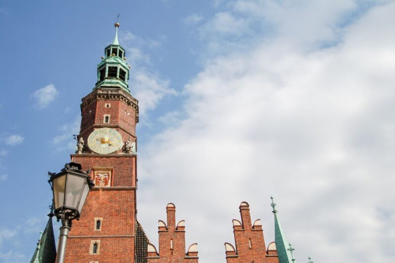 Wroclaw: Private 2-Hour Guided Tour - Practicalities and Considerations