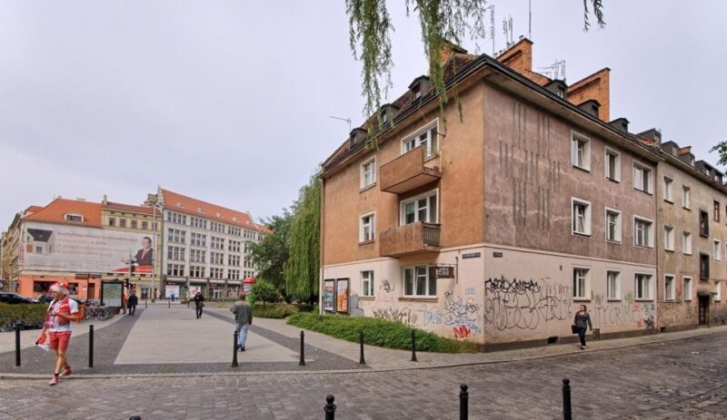 Wroclaw: Private Jewish Heritage Guided Tour - Unpacking the Tour: A Walk Through History