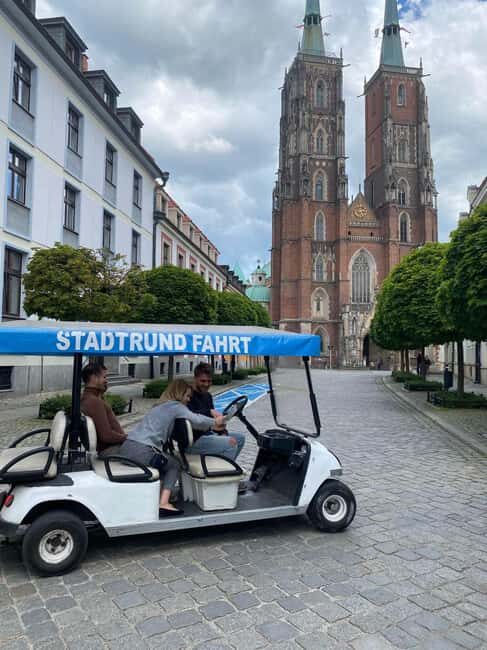 Wroclaw: Private UNLIMITED beer incl. City Tour By Golf Cart - Exploring Wroclaw’s Sights on a Golf Cart