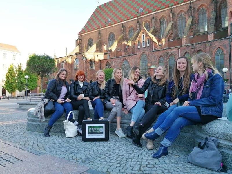 Wroclaw: Spy-Themed Walk & Game with Host/Guide - Wroclaw: Spy-Themed Walk & Game with Host/Guide – A Unique Way to Explore the City