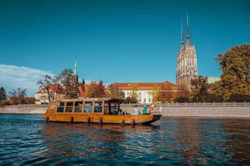 Wroclaw ticket for Old Town boat cruise during the day - Discover Wroclaw from the Water: A Detailed Review of the Old Town Boat Cruise