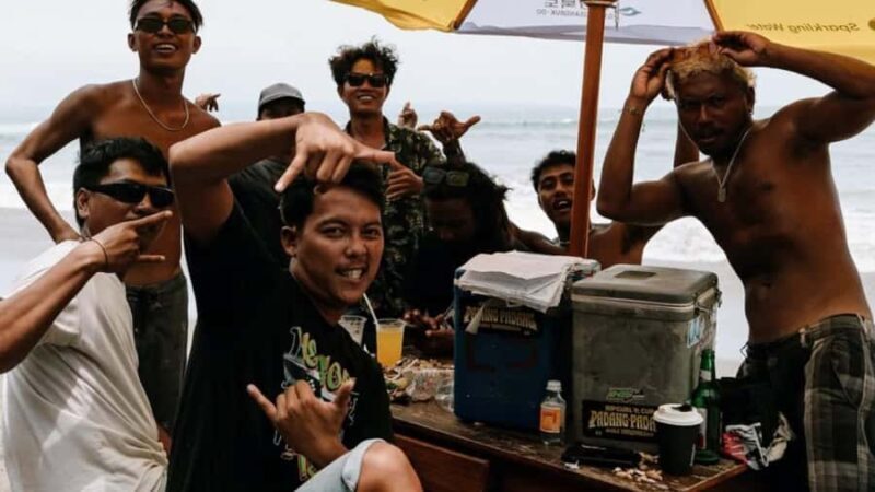 WSL Pro: Canggu Surf Lessons with Locals - The Experience: Small Group, Big Impact