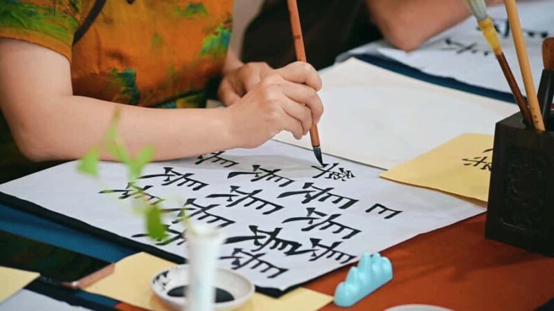 Wuhan: Cloud Calligraphy Workshop with Tea & Art Ceremony - Cultural and Culinary Highlights