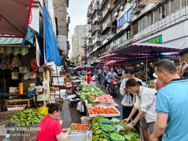 Wuhan: Guided Street Food Tour on Sanhaiguan Road - An Authentic Taste of Wuhan’s Daily Life