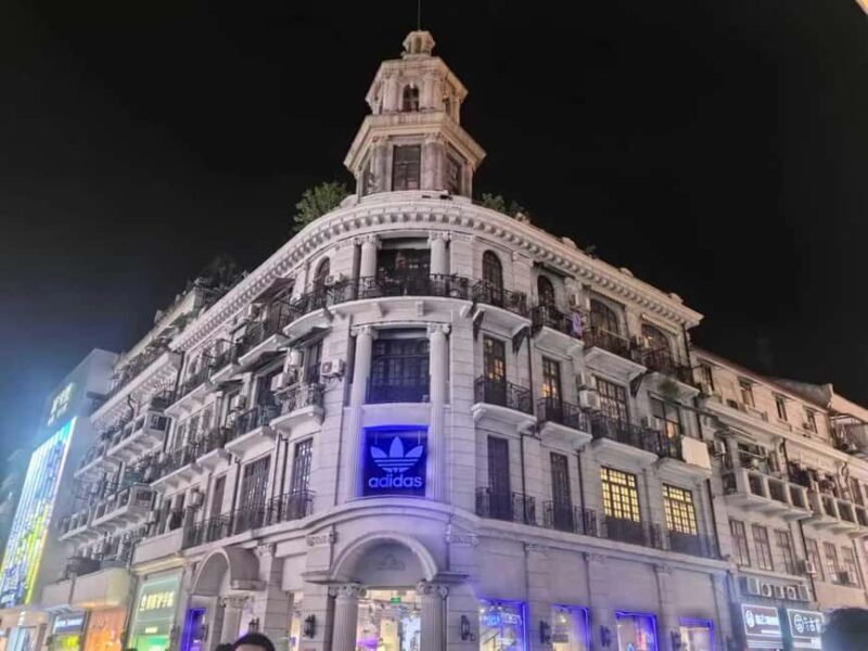 Wuhan: Night Walking Tour with Guide - Does It Deliver Value?