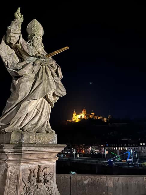 Würzburg in winter: Residence, Old Town, and mulled wine - Key Points