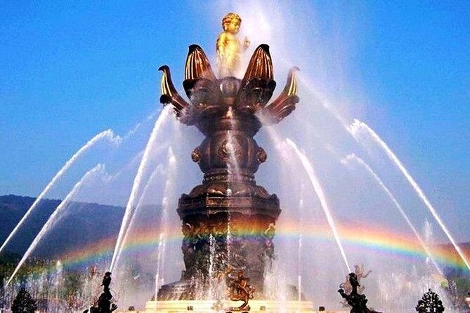 Wuxi Private Day Tour with Lingshan Buddhist Scenic Spot and Taihu Yuantouzhu - Who Will Love This Tour?