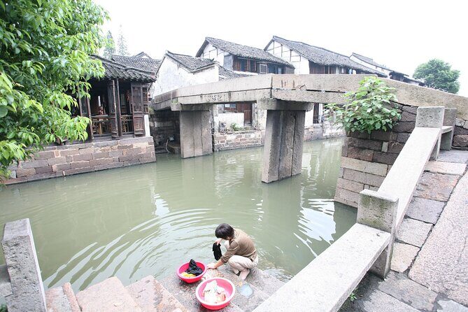 Wuzhen Water Town Day Tour from Hangzhou - Why Choose a Private Guided Tour to Wuzhen Water Town?