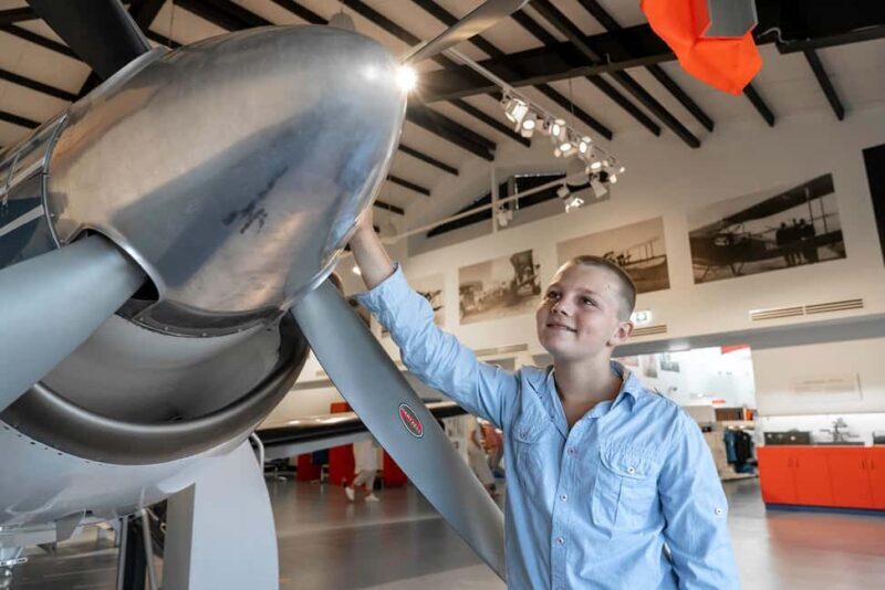 WWII Bombing of Darwin & Royal Flying Doctor Service - Analyzing the Value