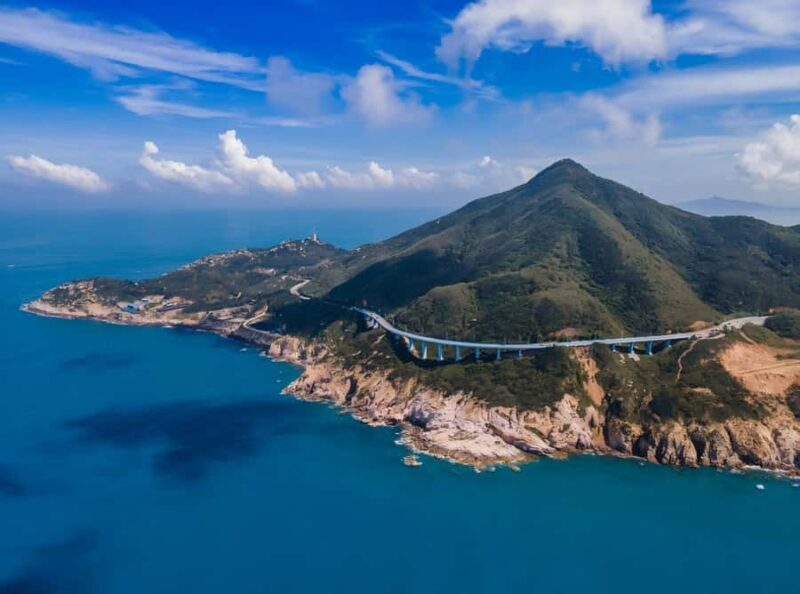 Xiamen: Dongshan Island Tour with Lunch and Guide - Key Points