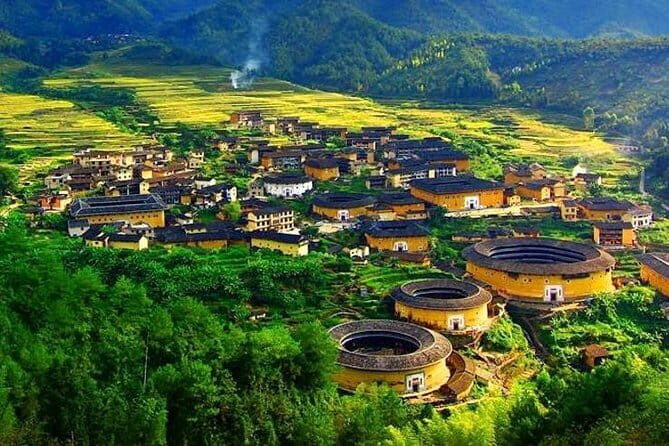 Xiamen Private Shore Excursion: Yongding ,TianluoKeng or Nanjing Tulou Village - Key Points