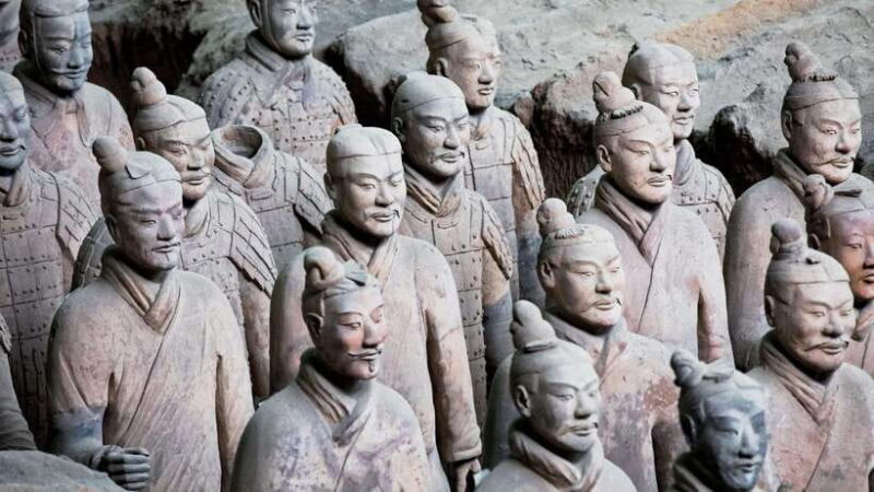 Xian: Bus Tour of Terracotta Warriors With Guide & Lunch - The Balance of Value and Experience