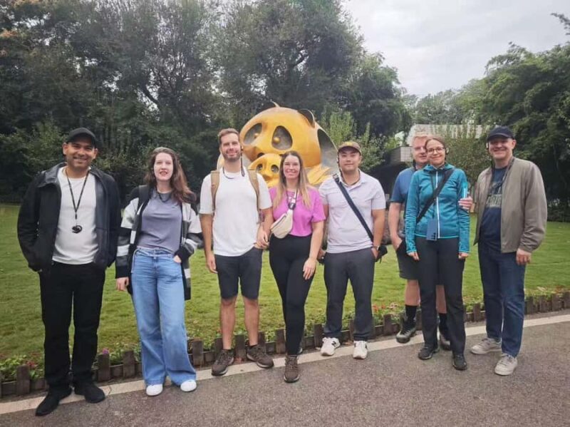 Xi'an/Chengdu Giant Panda Base Day Trip - Key Points