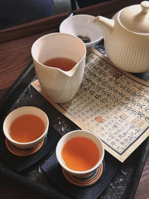 Xi'an Chinese Calligraphy Workshop: Ink Art & Tea Tasting - Key Points