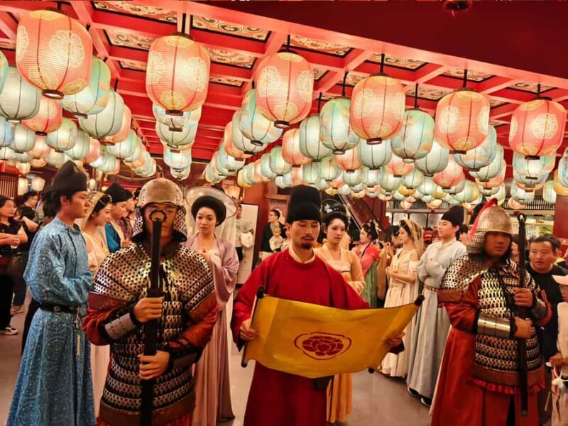 Xi'an: Cultural Hilights and Food Tasting Private Day Tour - Transport, Timing, and Group Dynamics