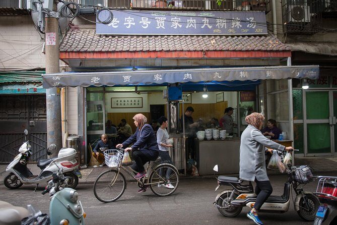Xi'an Evening Food Tour by TukTuk - Authentic Experiences That Stand Out