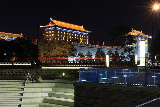 Xi'an Evening Tour: South Gate Square, Fountain Show Square - Key Points