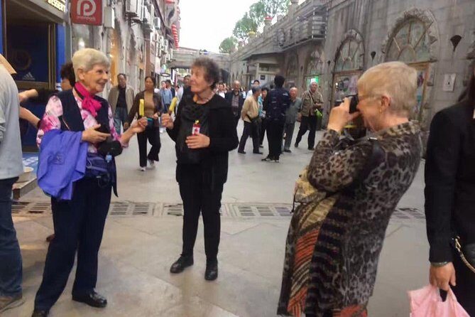 Xi'an Hidden delicious Food night tour with English speaking guide 3hours - Final Thoughts: Who Will Love This Experience?