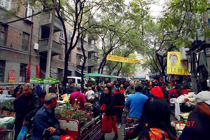 Xi'an Morning Walking and Foodie Tour - Logistics and Practicalities