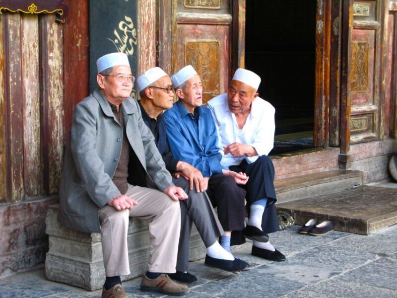 Xi'an Muslim Quarter Night Market Foodie Walking Tour - Key Points