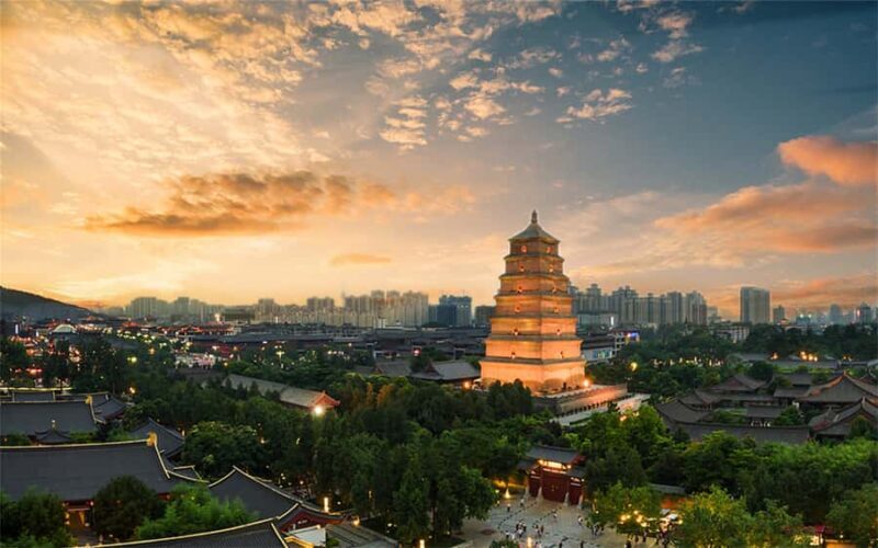 Xi'an: Private Terracotta Army & Huaqing Palace Day Tour - Key Points