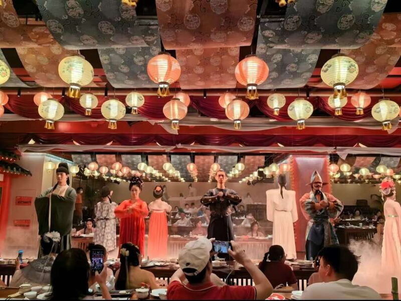 Xi'an: Royal Banquet with Chinese Cultural Performance - Authenticity and Educational Value